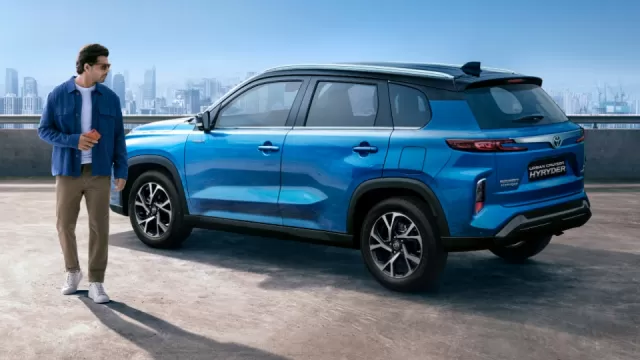 Diwali 2025 Special: Toyota Launches Its Cheapest SUV with Festive ...