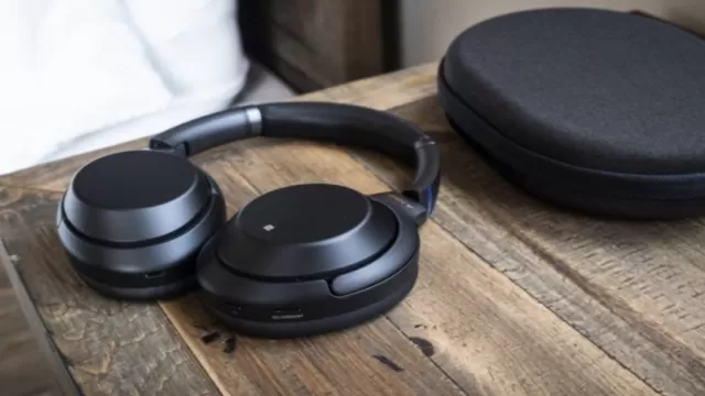 Top 10 Best Headphones Under 2000 in India (2025)